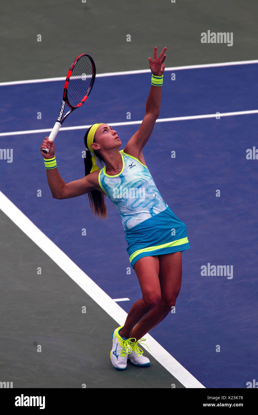 Aleksandra krunic arthur ashe stadium hi-res stock photography and images - Alamy