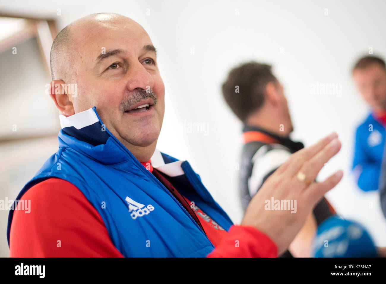 Moscow, Russia. 29th Aug, 2017. The Russian national soccer coach ...