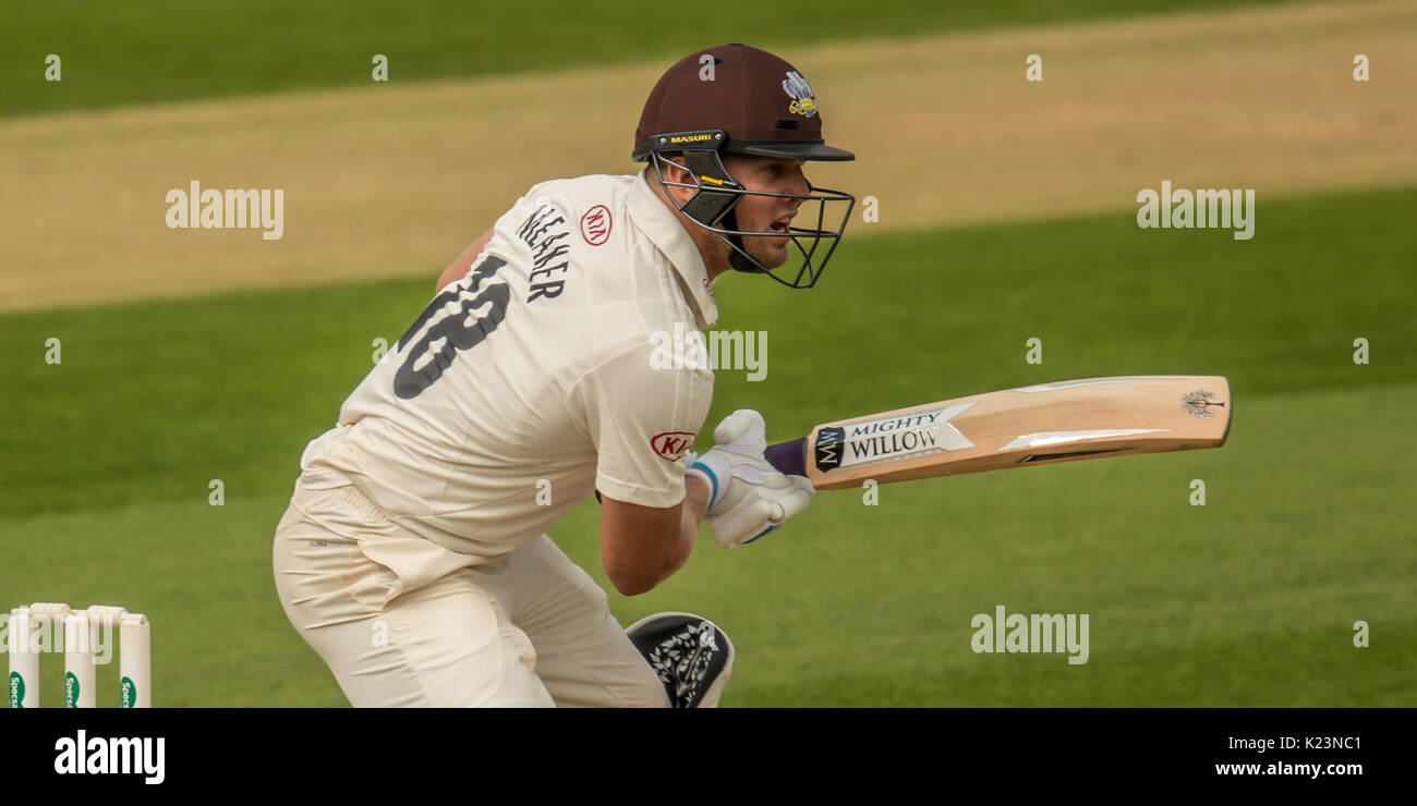 London, UK. 29th Aug, 2017. Nightwatchman Stuart Meaker batting for ...