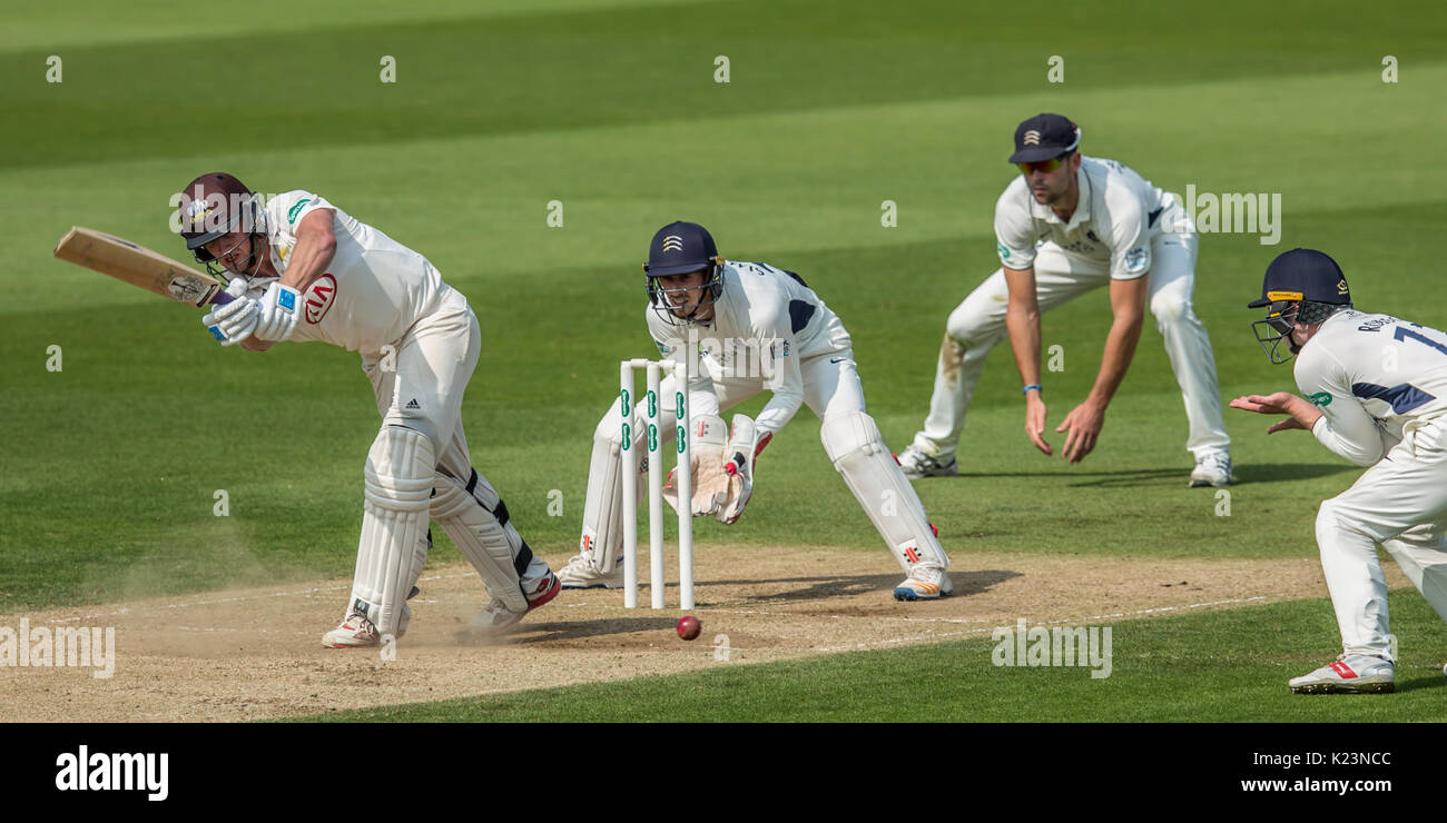 London, UK. 29th Aug, 2017. Nightwatchman Stuart Meaker batting for ...