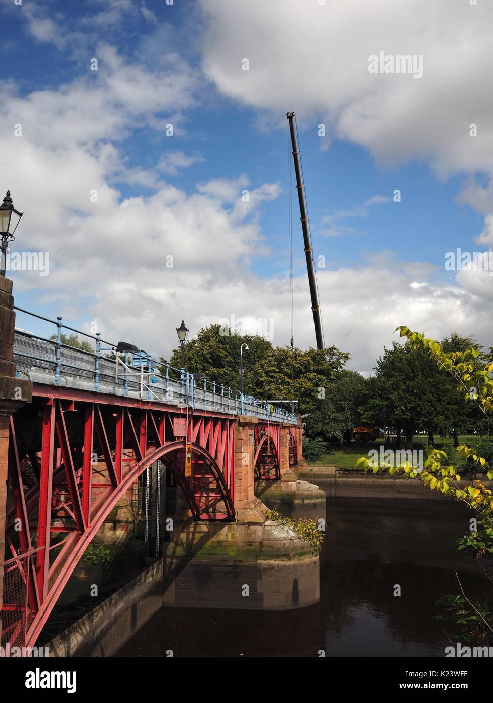 Glasgow river clyde tidal weir hi-res stock photography and images - Alamy