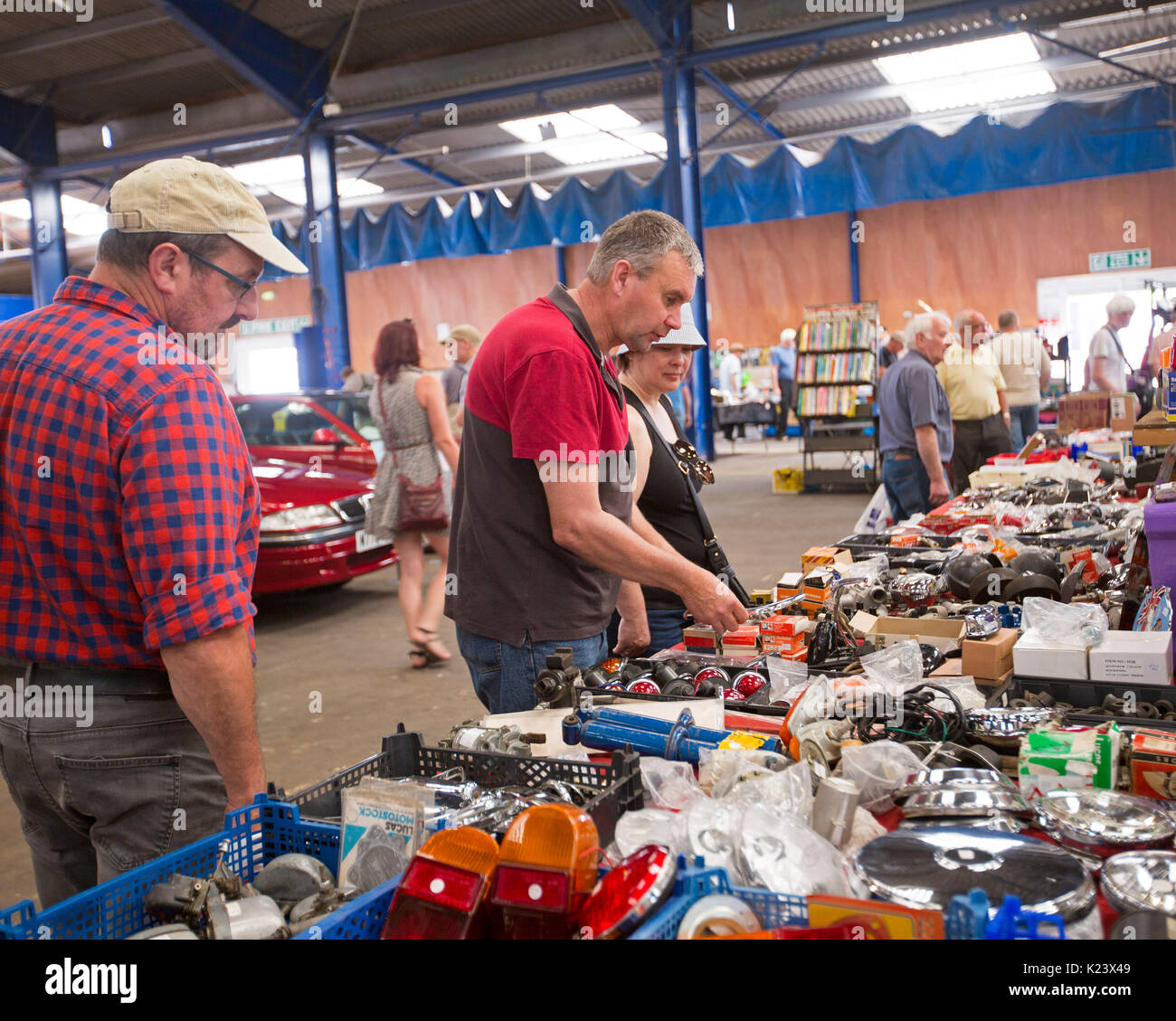 Indoor auto show hi-res stock photography and images - Alamy