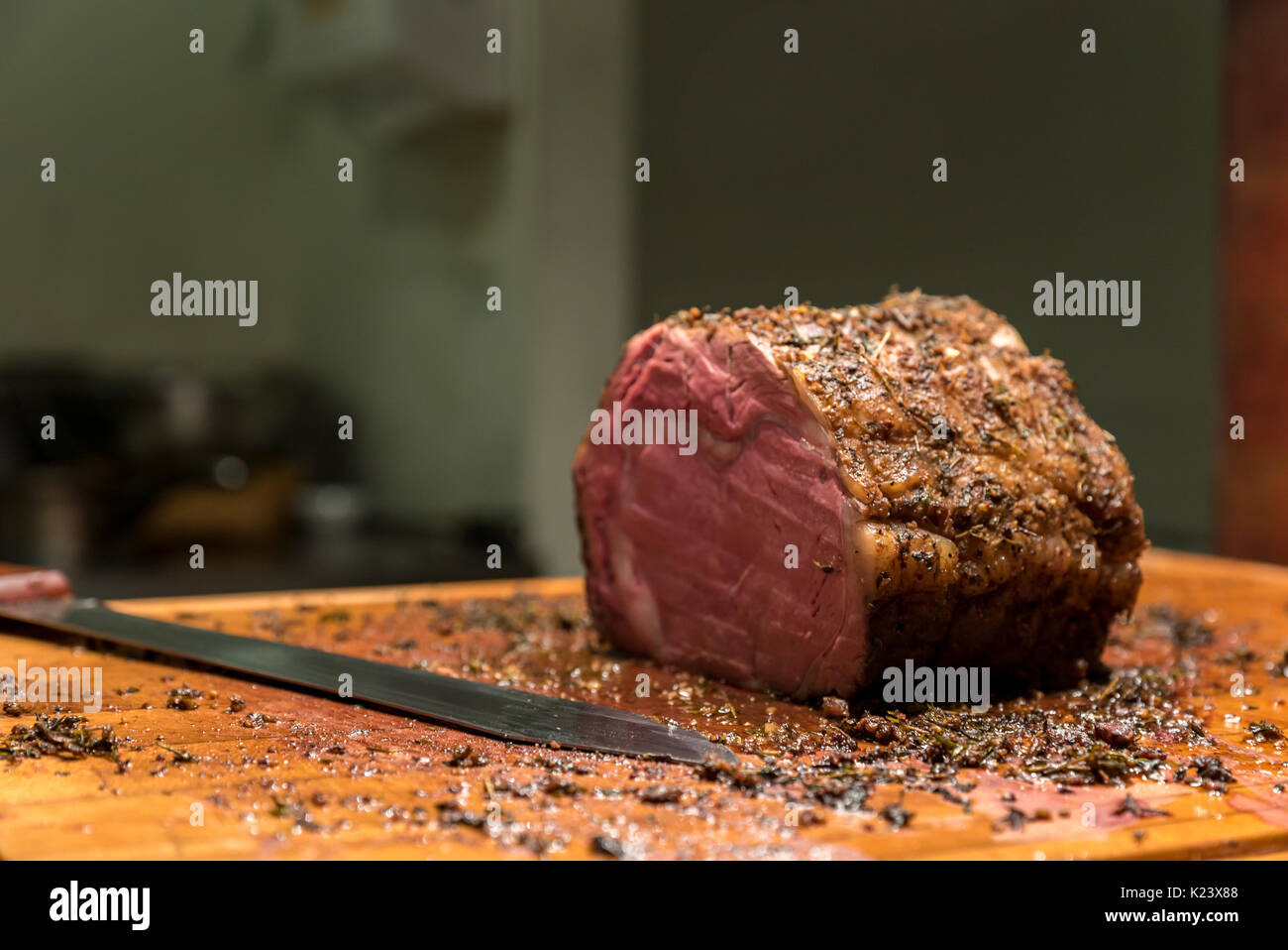 Carving of Wagyu beef roast Stock Photo - Alamy