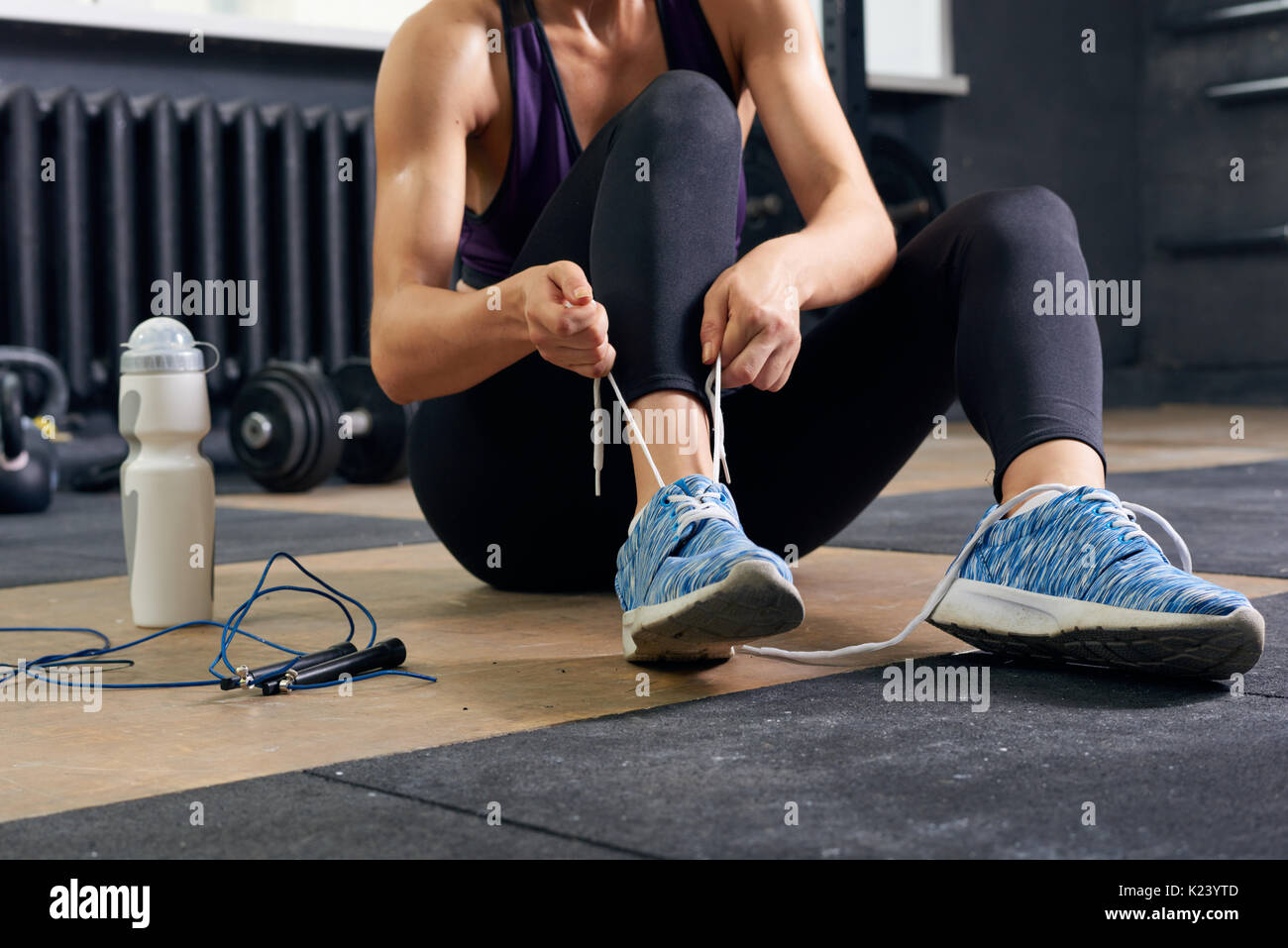 Tying shoes hi-res stock photography and images - Alamy