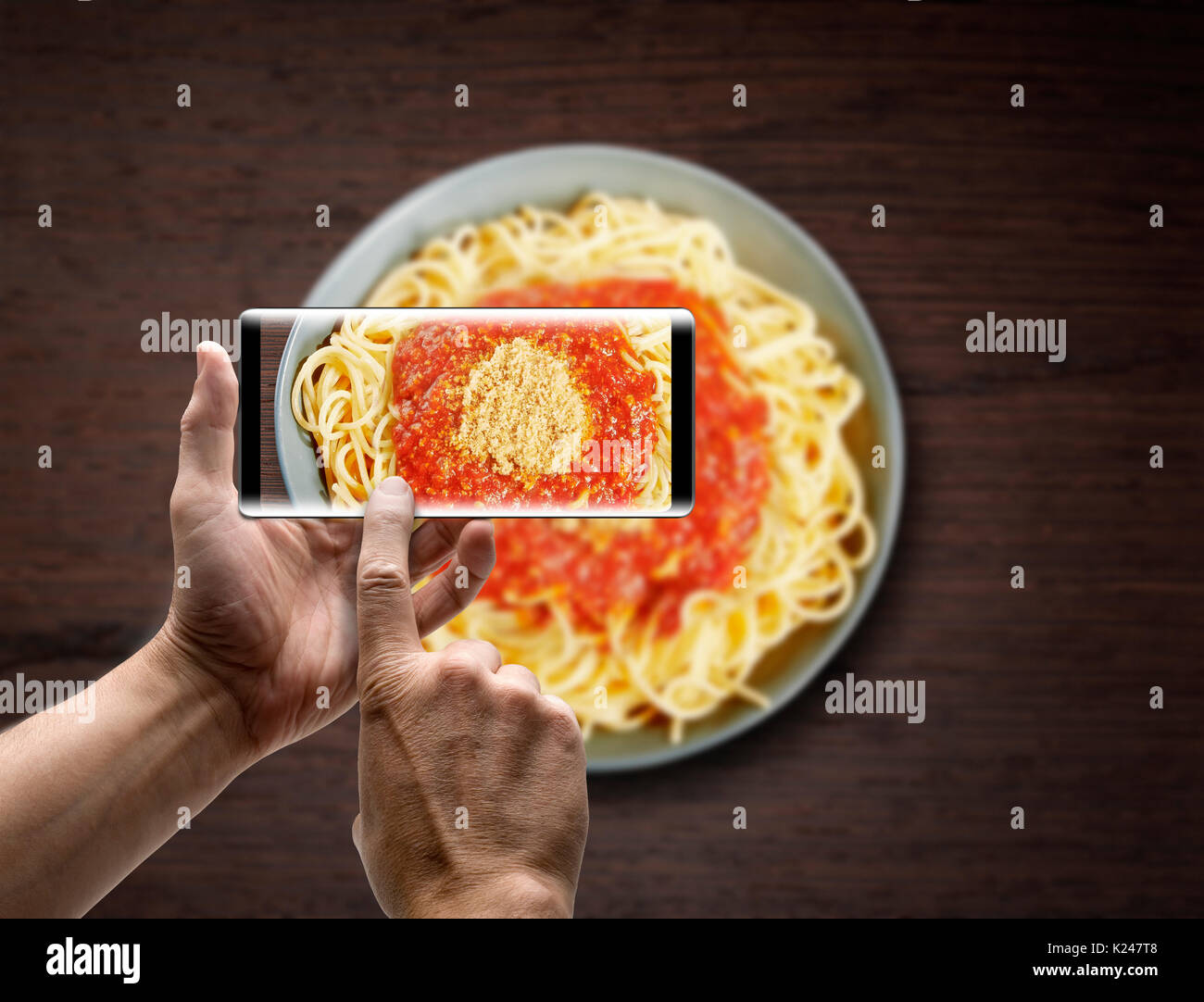 Video pasta on plate hi-res stock photography and images - Alamy