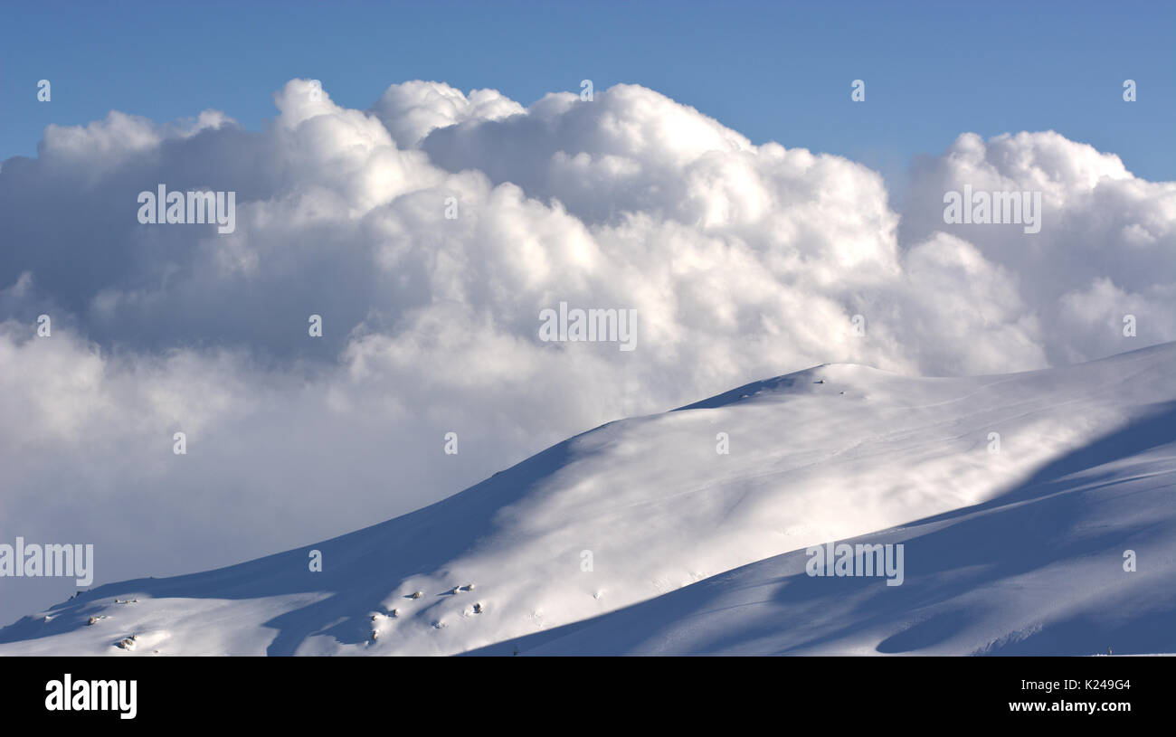 snow and clouds at high altitude Stock Photo - Alamy