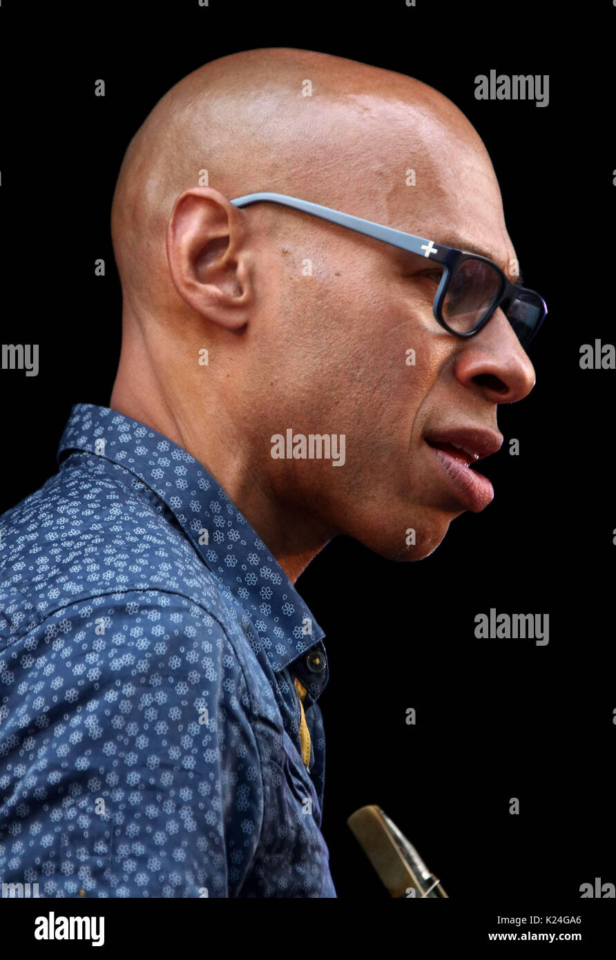 New York, New York, USA. 27th Aug, 2017. Jazz saxophonist JOSHUA REDMAN ...
