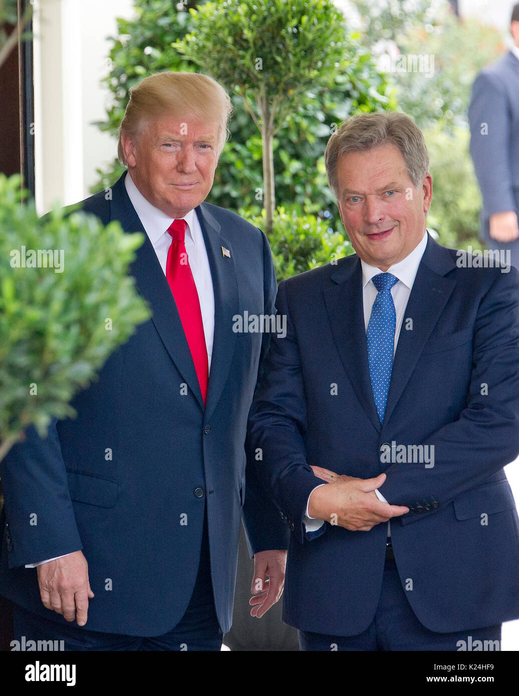 United States President Donald J. Trump welcomes President Sauli ...