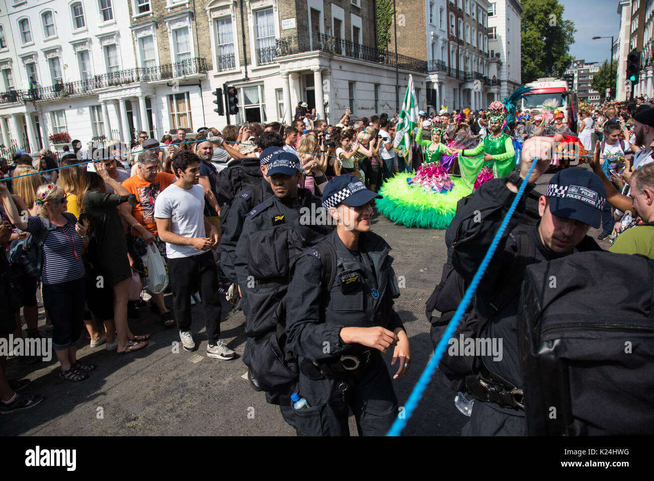 Notting hill carnival, police dance hi-res stock photography and images ...