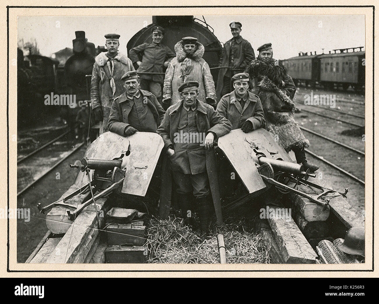 Ww1 soldiers train hi-res stock photography and images - Alamy