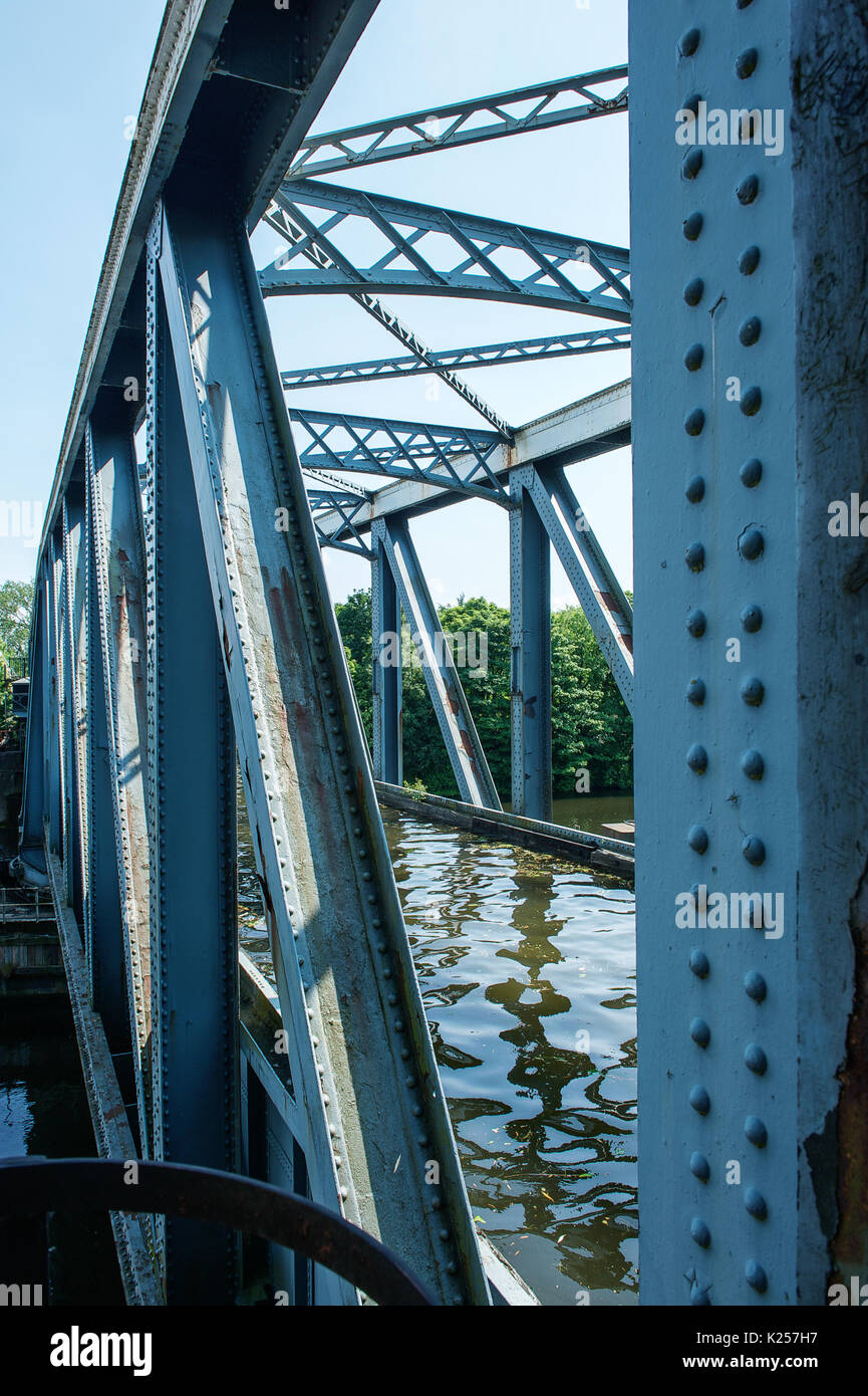 Barton Aqueduct bridge taking the Bridgewater Canal over the Manchester ...