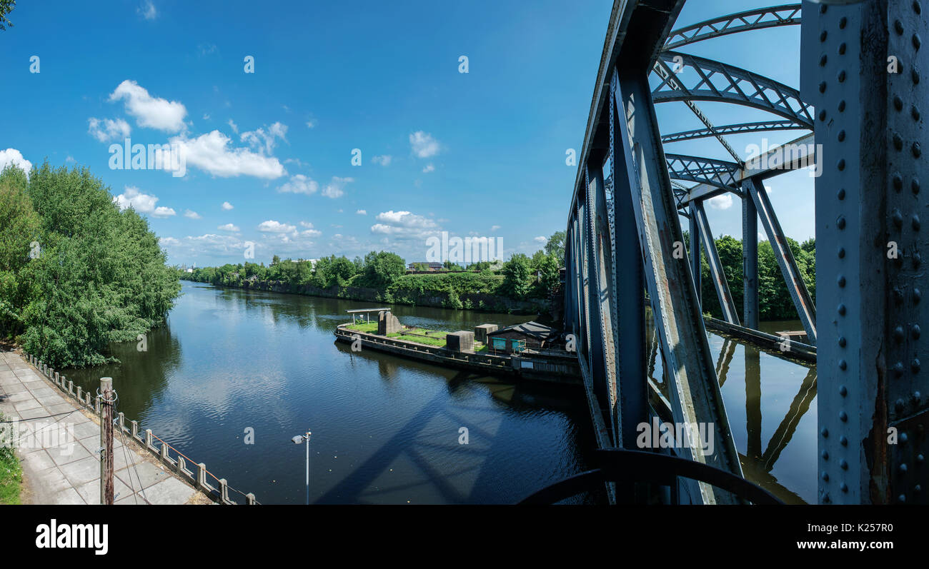 Barton Aqueduct bridge taking the Bridgewater Canal over the Manchester ...