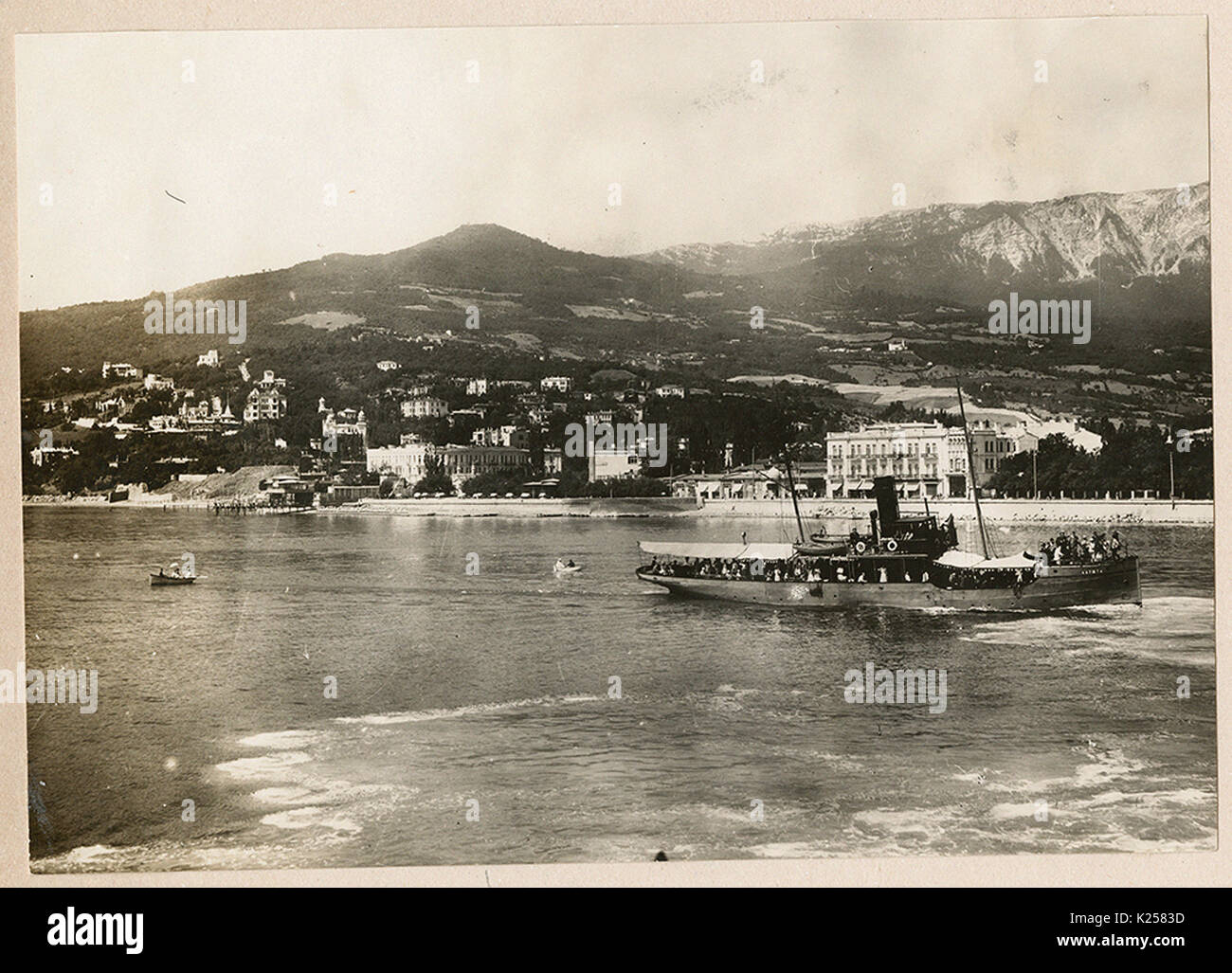 Jalta hi-res stock photography and images - Alamy