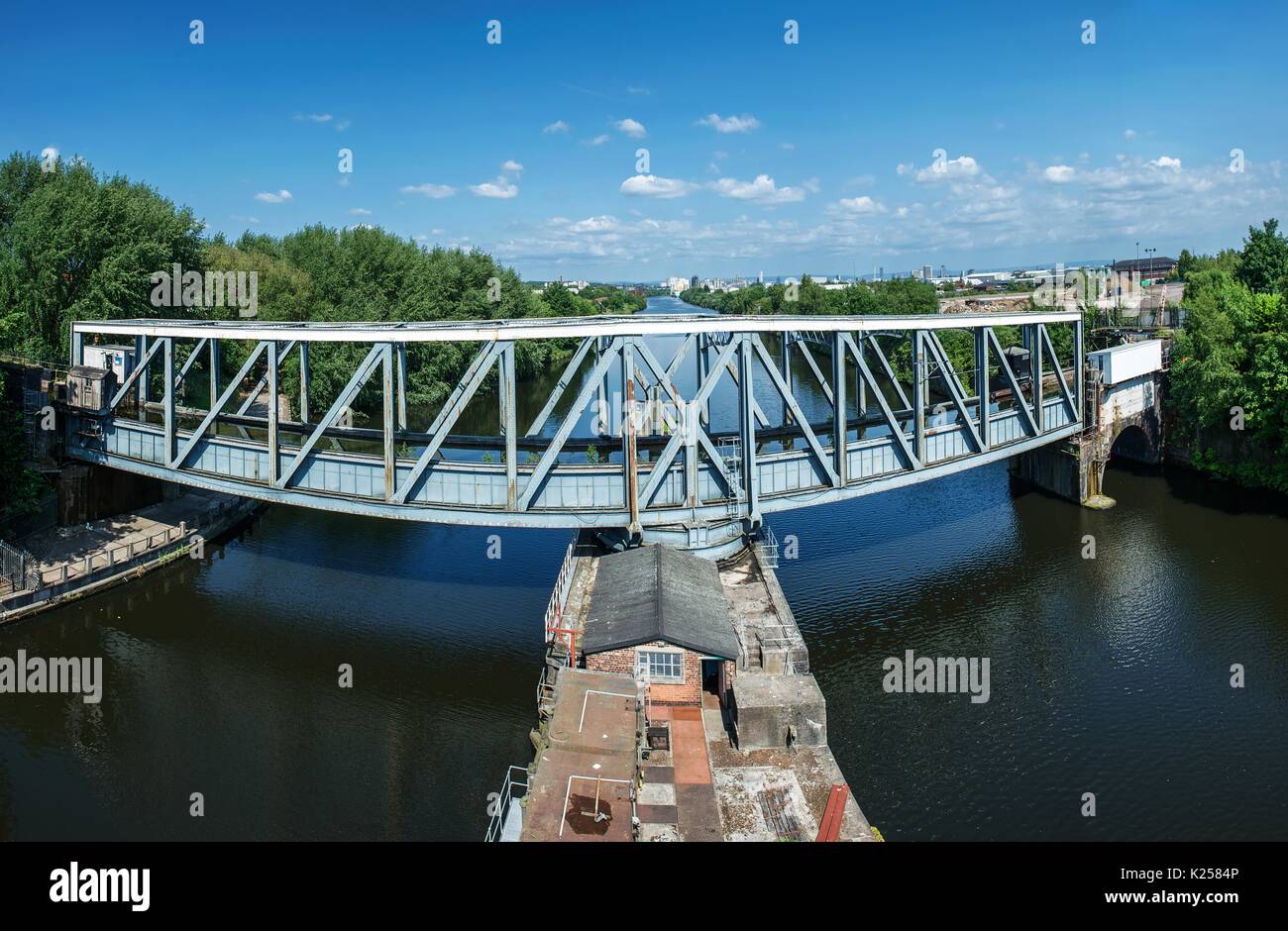 Barton Aqueduct bridge taking the Bridgewater Canal over the Manchester ...