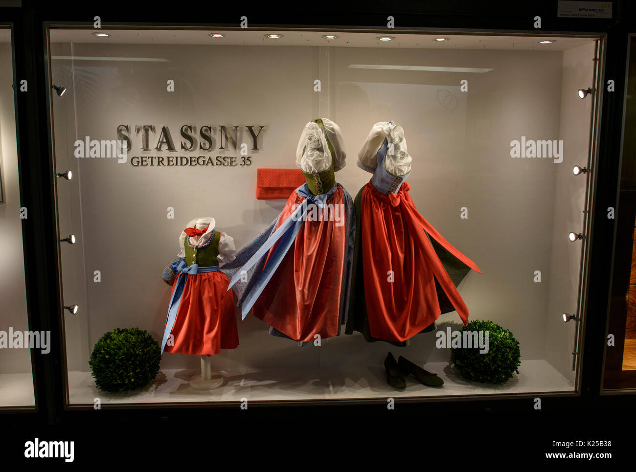 Austrian traditional clothes hi-res stock photography and images - Alamy