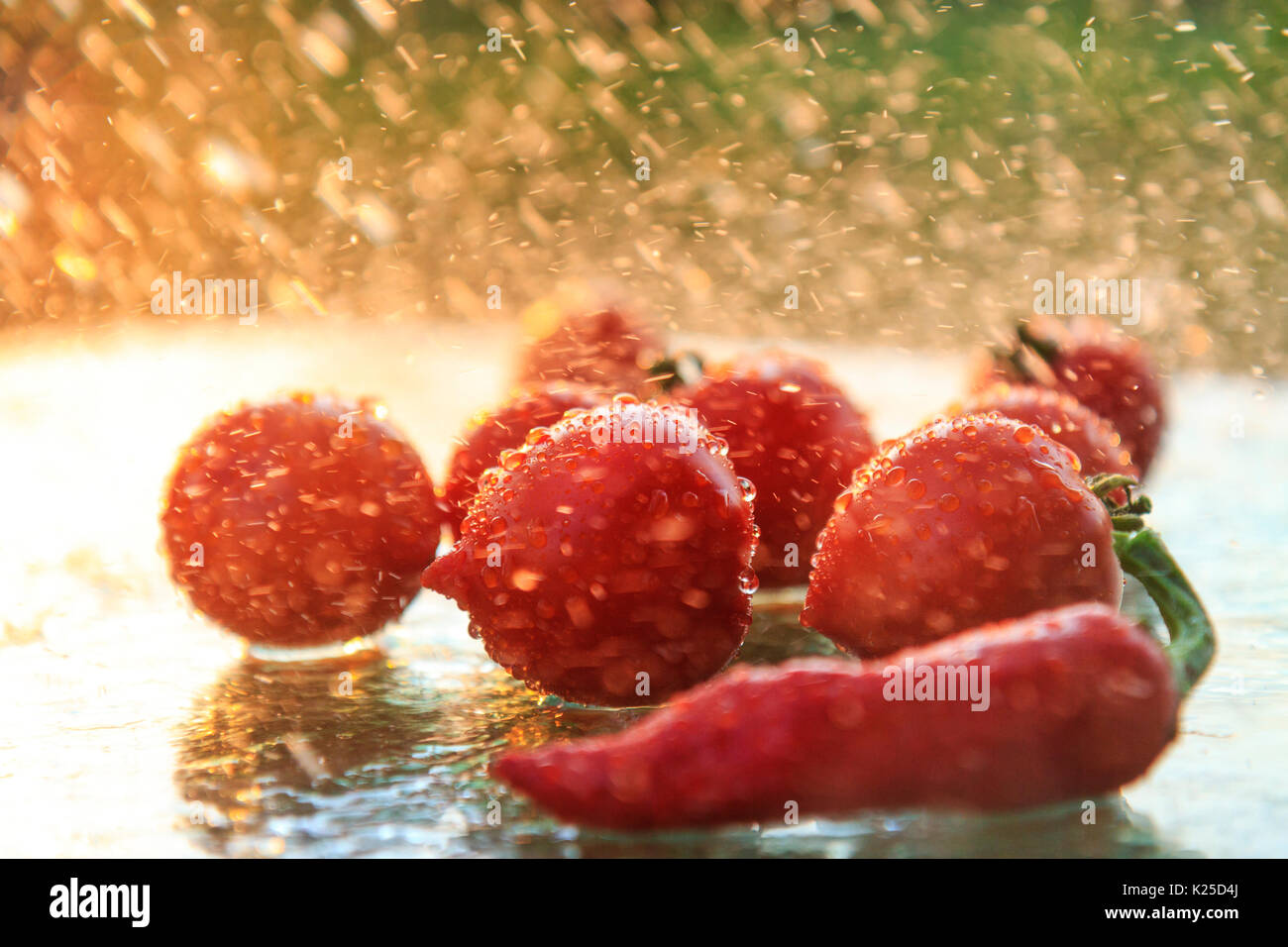 Very red vegetables hi-res stock photography and images - Alamy