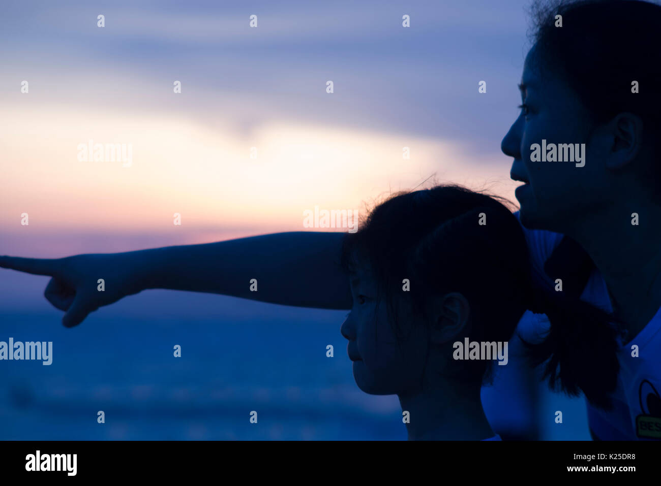 His look point hi-res stock photography and images - Alamy