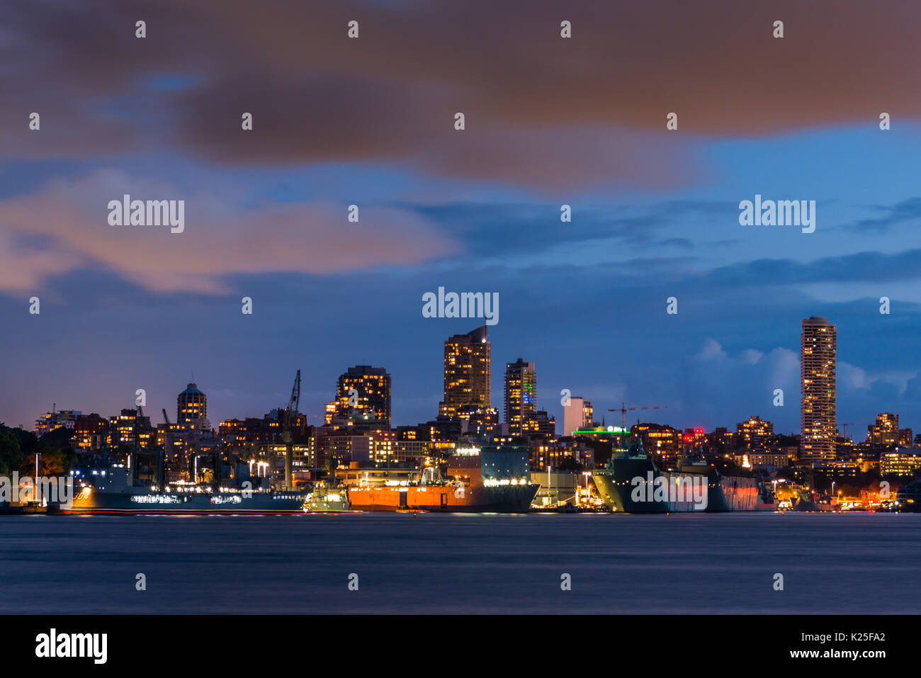 Potts point sydney night hi-res stock photography and images - Alamy