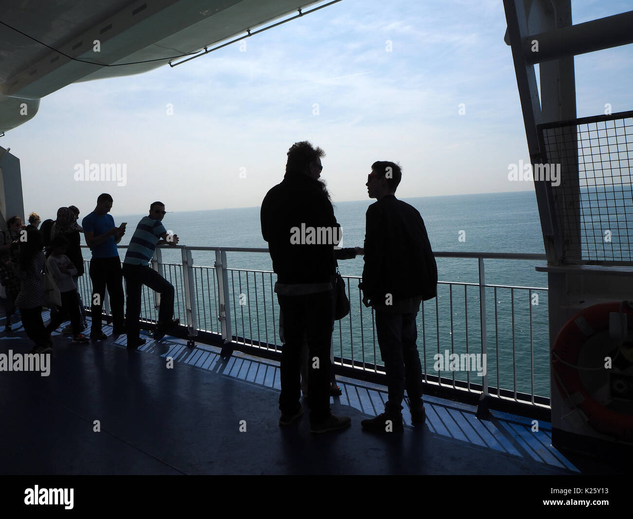 Dover to Calais ferry crossing Stock Photo - Alamy