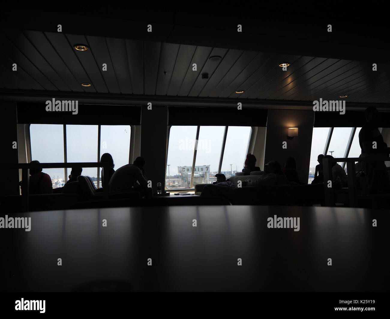 Dover to Calais ferry crossing Stock Photo - Alamy