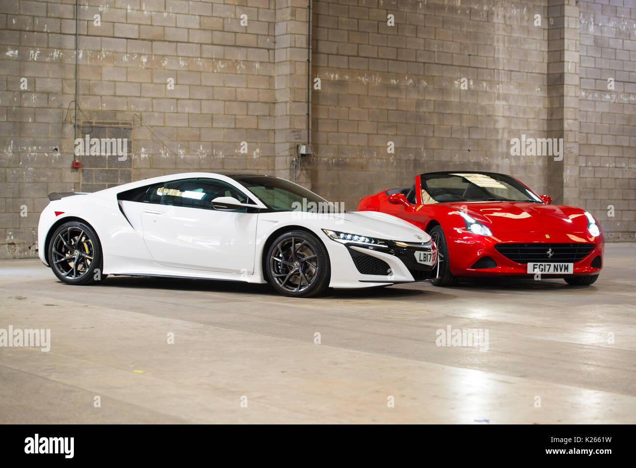Ferrari California and Honda NSX supercars Stock Photo - Alamy
