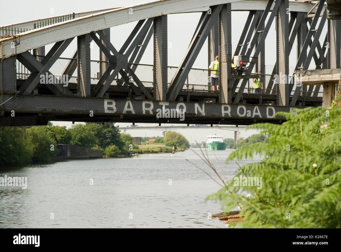 Barton Aqueduct bridge taking the Bridgewater Canal over the Manchester ...