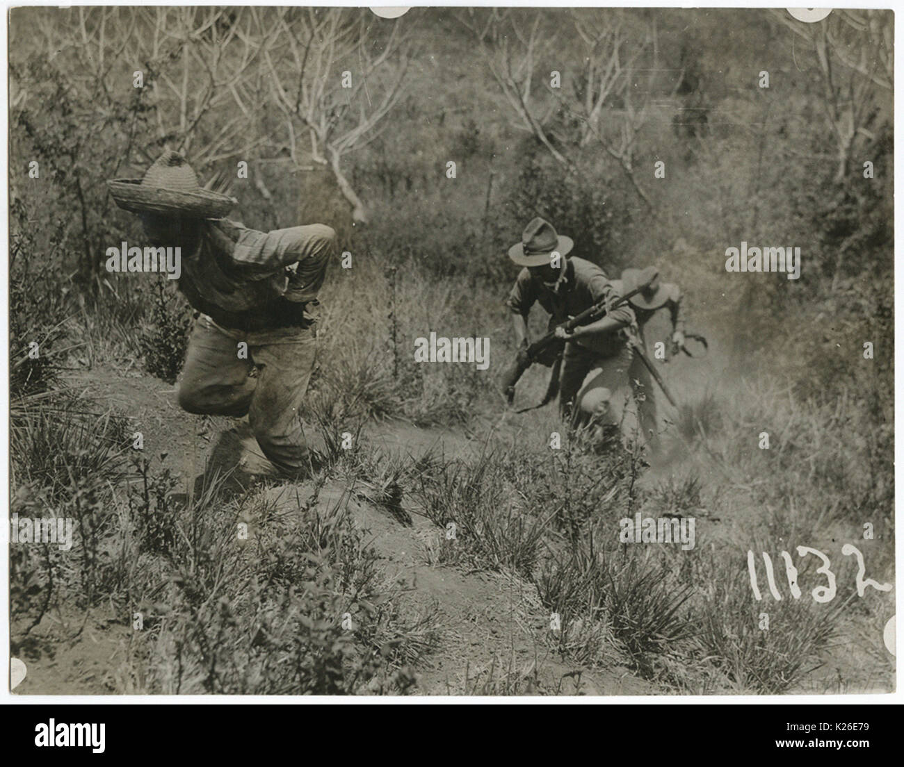 Soldiers chasing hi-res stock photography and images - Alamy