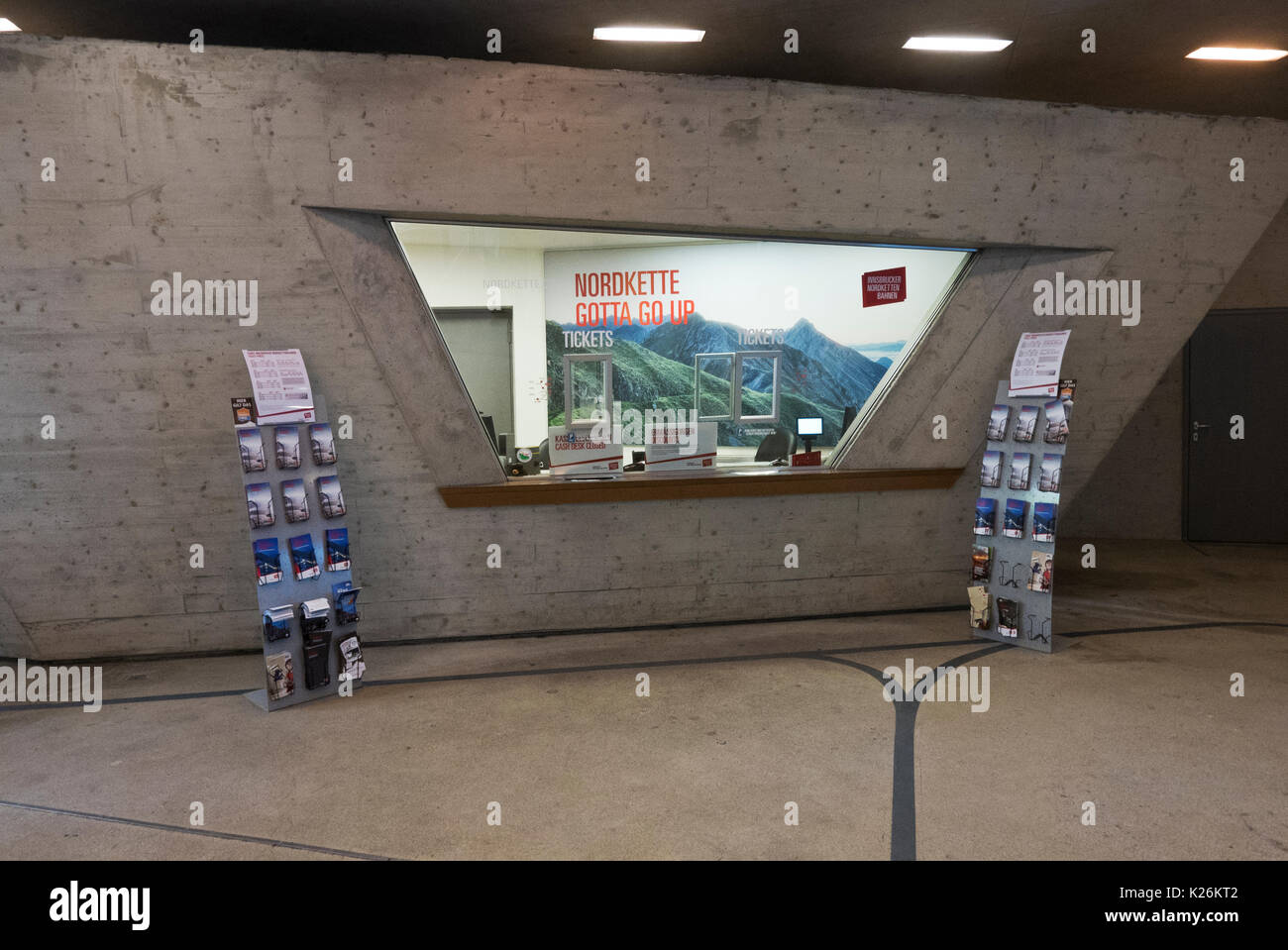 Cable car ticket office hungerburg hi-res stock photography and images ...