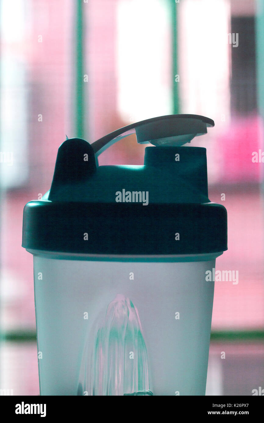 Plastic beaker with shake hi-res stock photography and images - Alamy