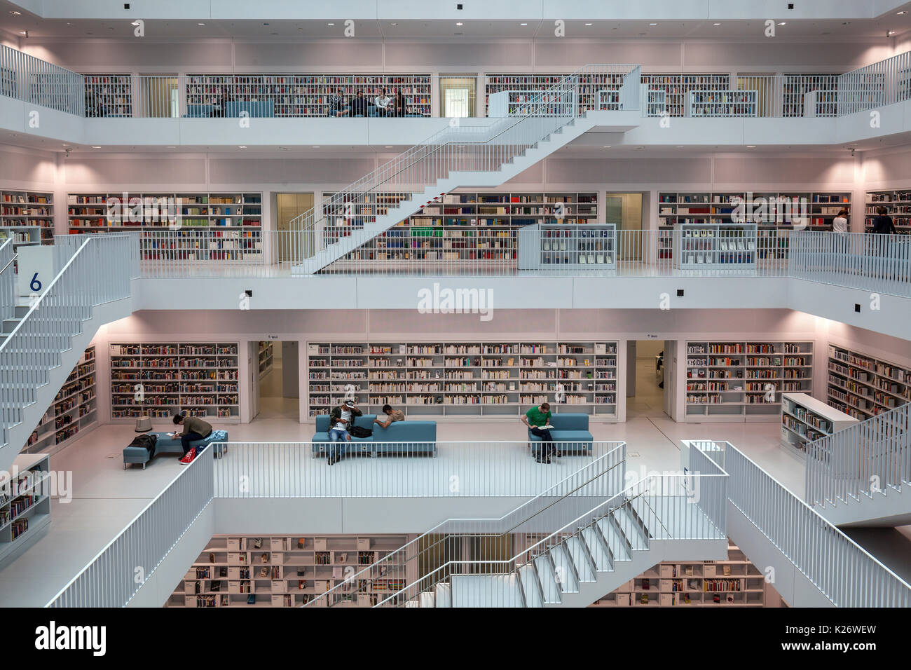 Stuttgart public reading hi-res stock photography and images - Alamy