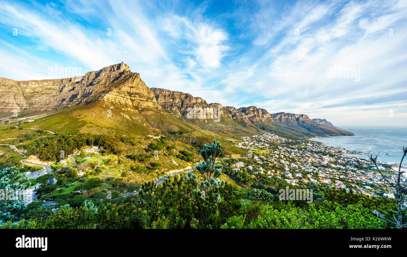 Table mountain hi-res stock photography and images - Alamy