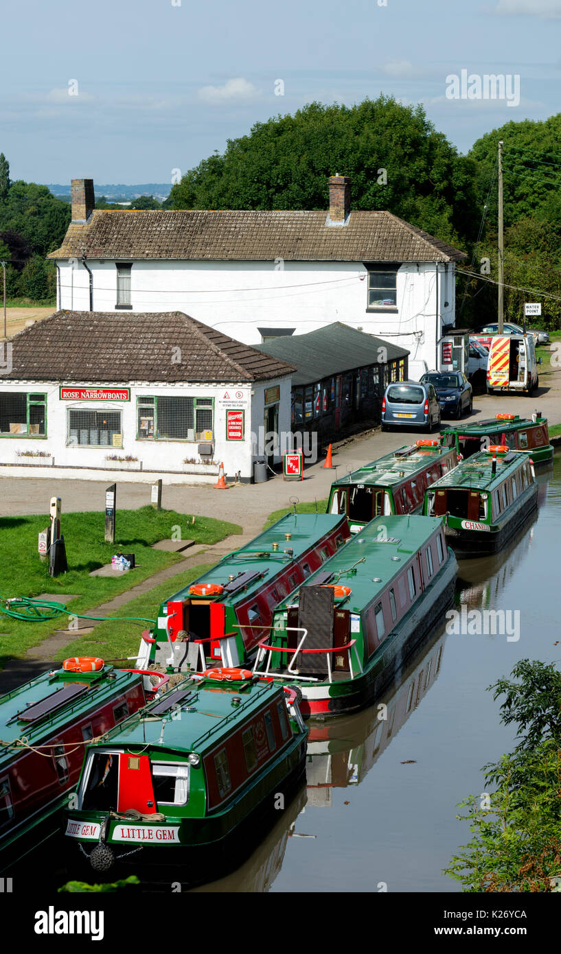 Rose Narrowboats at Stretton Stop, Oxford Canal, Warwickshire, UK Stock ...