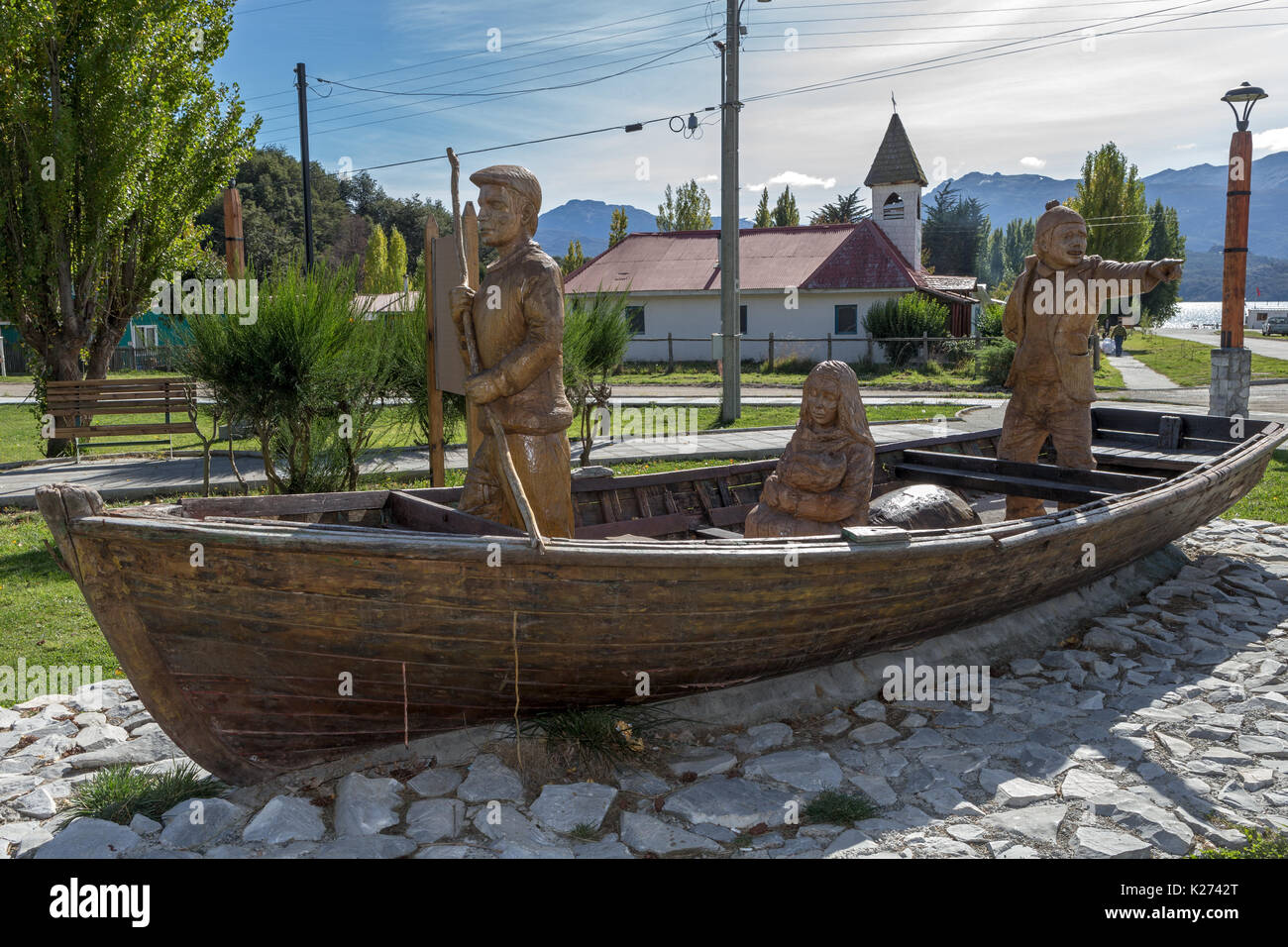Statue in Plaza Puerto Rio Tranquilo Patagonia Chile Stock Photo - Alamy