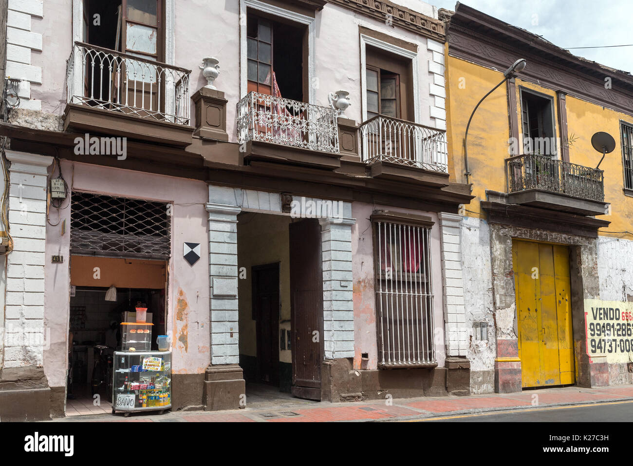 Old buildings Lima Peru Stock Photo - Alamy