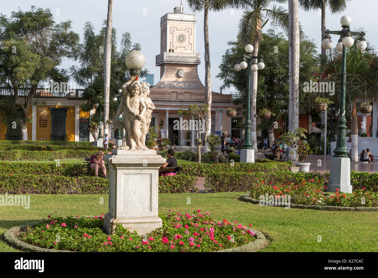Peru Library High Resolution Stock Photography and Images - Alamy