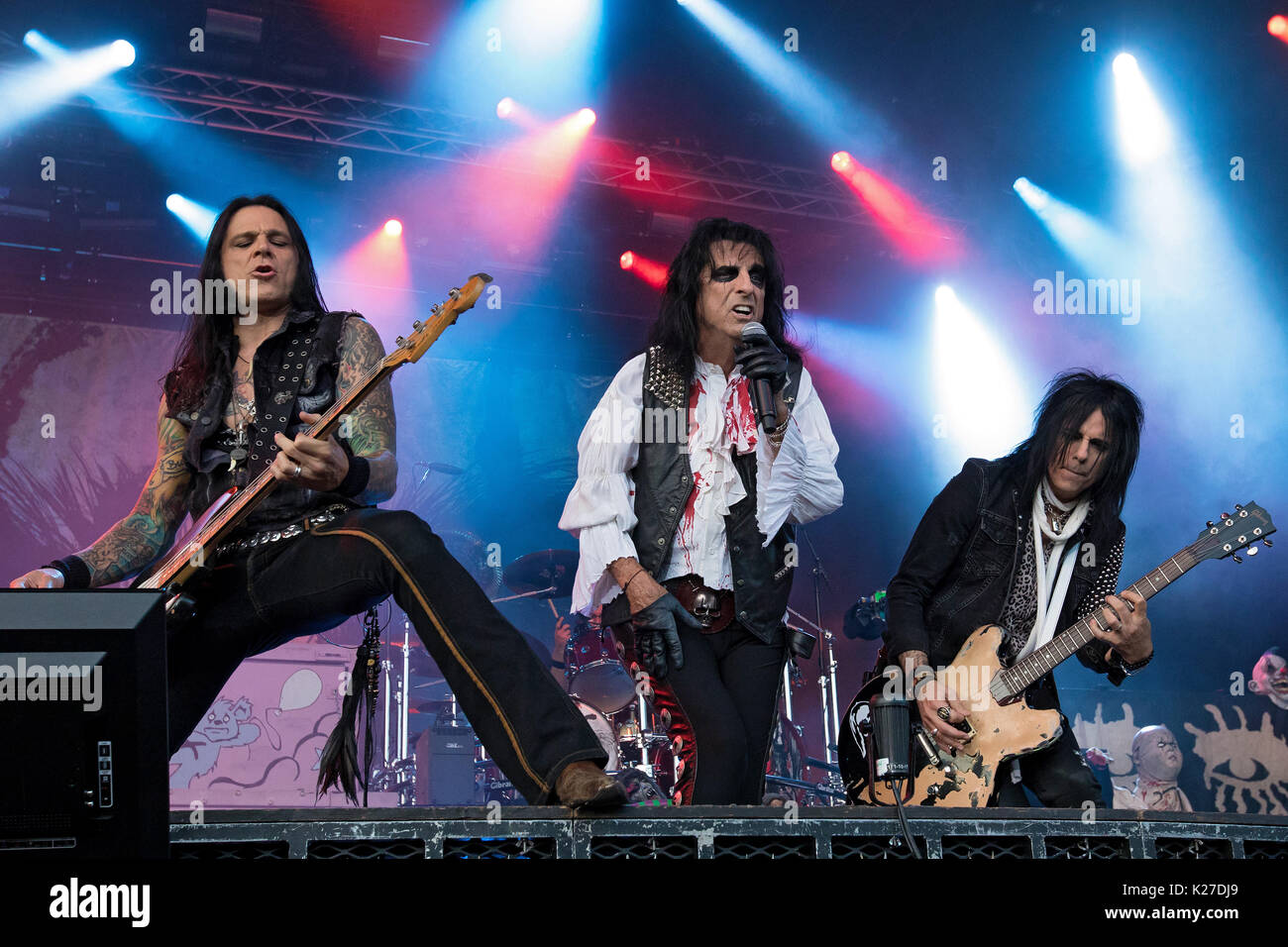 Alice Cooper performing live in front of 20,000 fans at Liseberg ...