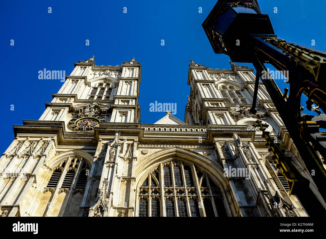 Westminster abbey interior hi-res stock photography and images - Alamy