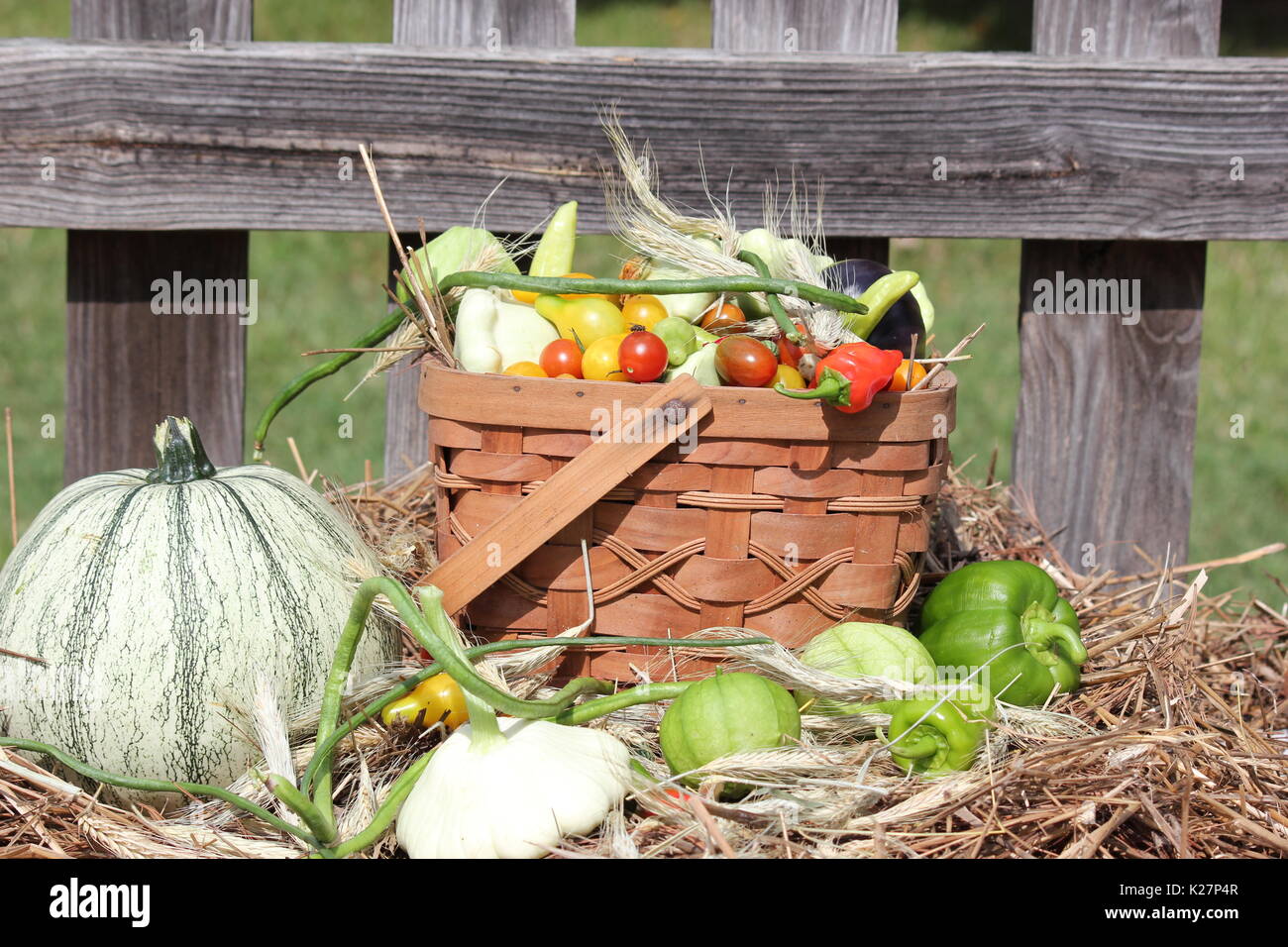 Bale pepper hi-res stock photography and images - Alamy