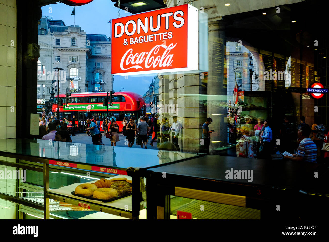 Donut theater hi-res stock photography and images - Alamy