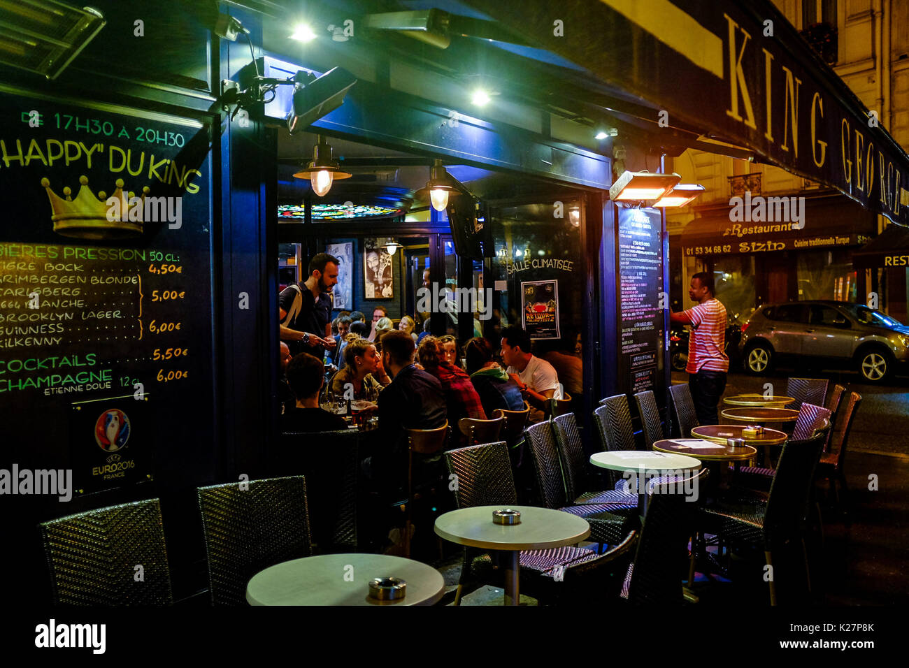 King george pub paris hi-res stock photography and images - Alamy