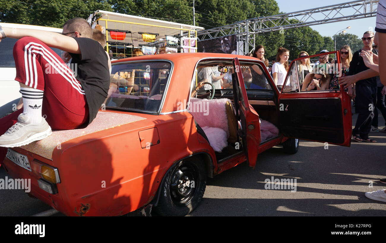 Cars on Sale and car show in Russia Stock Photo - Alamy