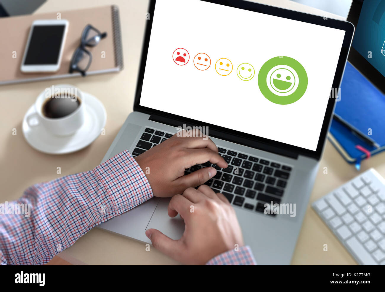 pressing smiley face emoticon The Customer Service Target Business ...