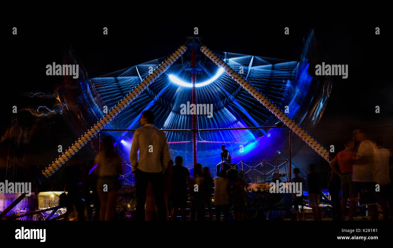 Boat ride fair hi-res stock photography and images - Alamy