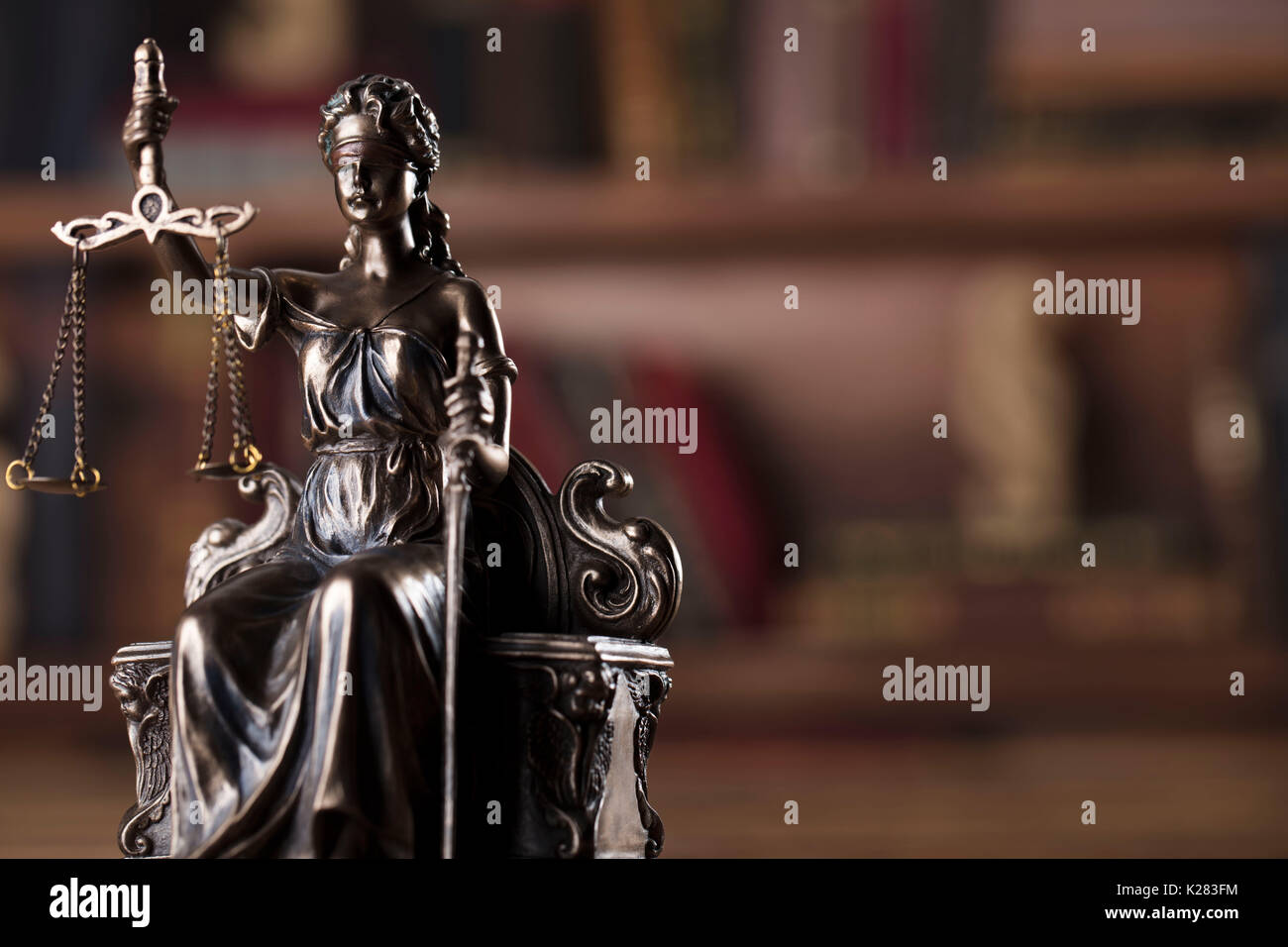 Justice symbols themis scales hi-res stock photography and images - Alamy