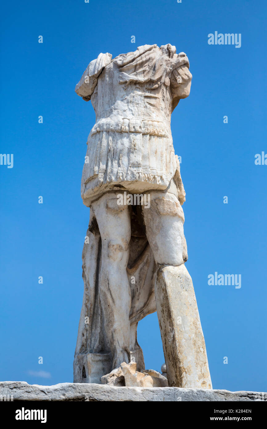 Greek heritage artifact hi-res stock photography and images - Alamy