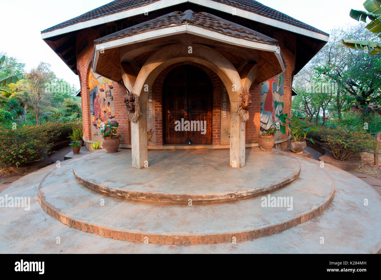 Malawi chewa village hi-res stock photography and images - Alamy