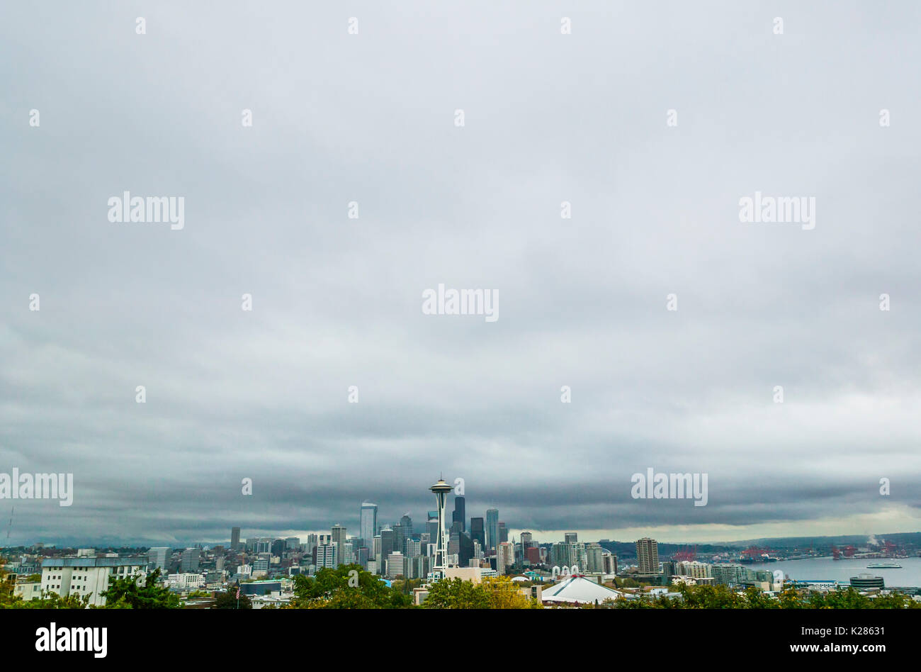 Seattle skyline in the fall on an overcast day Stock Photo - Alamy