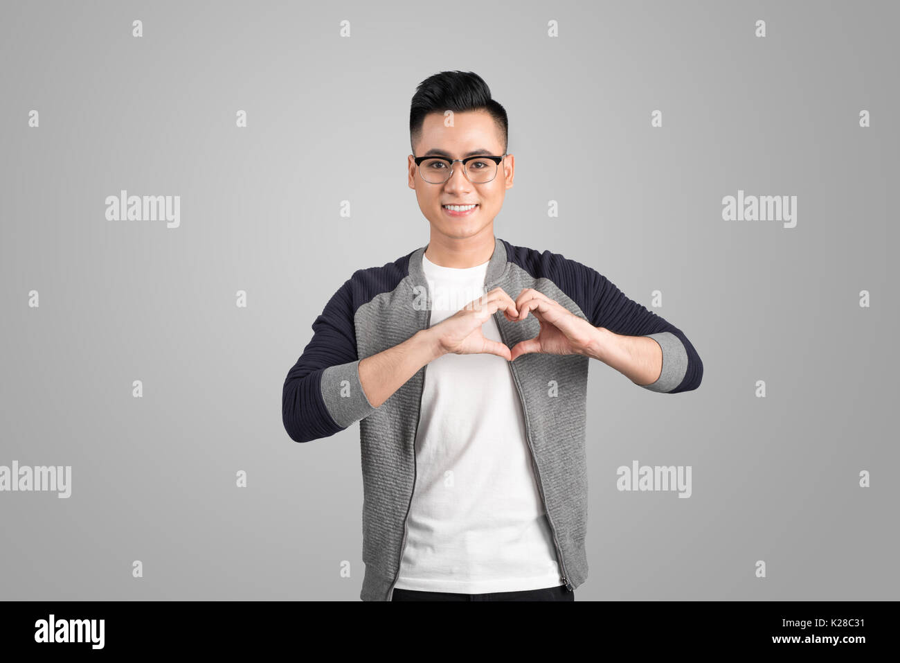 Hands making heart shape hi-res stock photography and images - Alamy