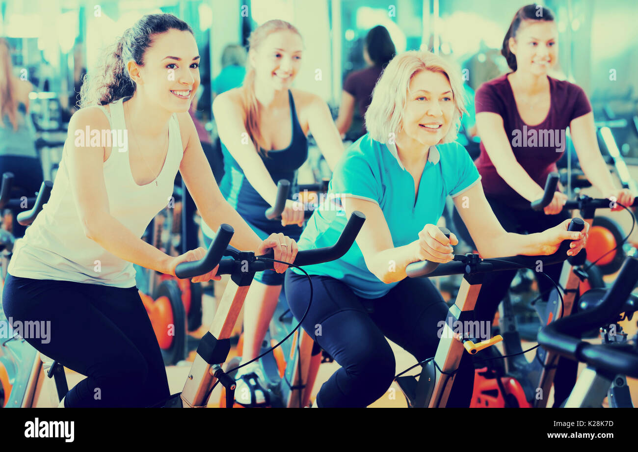 Different age people in gym hi-res stock photography and images - Alamy