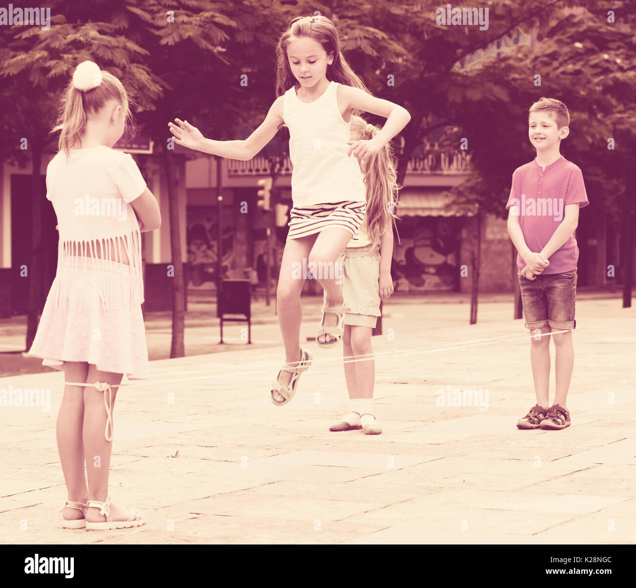 Girls jumping rope at school hi-res stock photography and images - Alamy